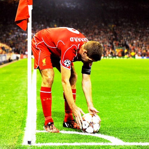 Mr. Liverpool volvió a la Champions - SOMOS INVICTOS