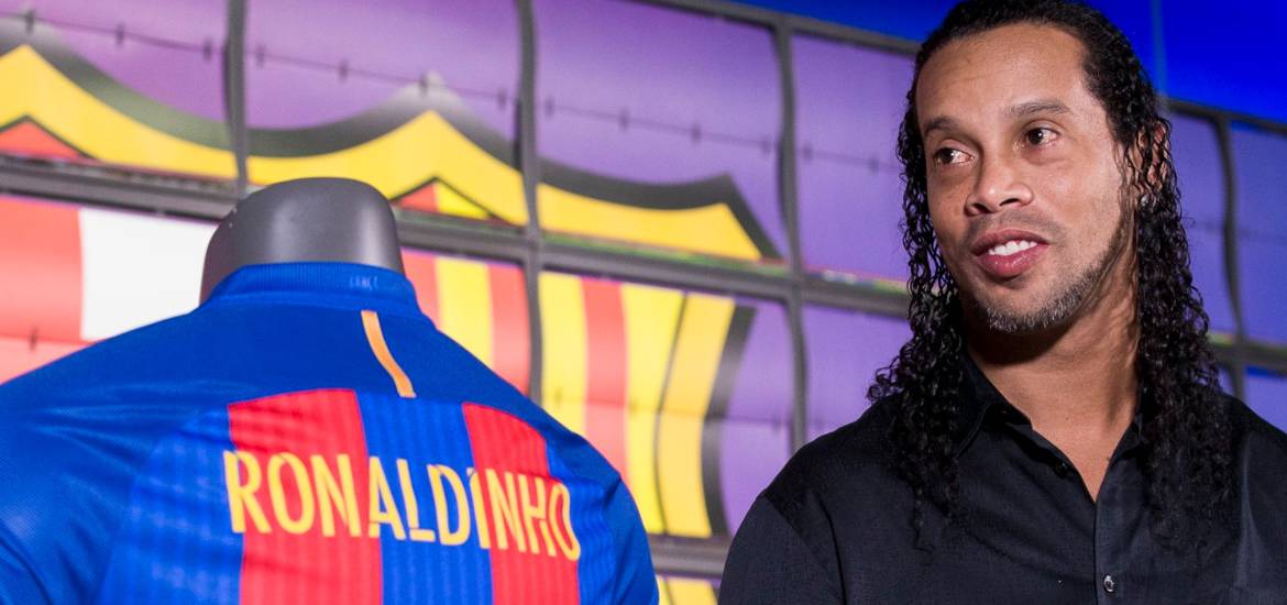 RONALDINHO LE DIO EL ELOGIO MÁS ÉPICO DE TODOS: ¿Quién es el defensa ...